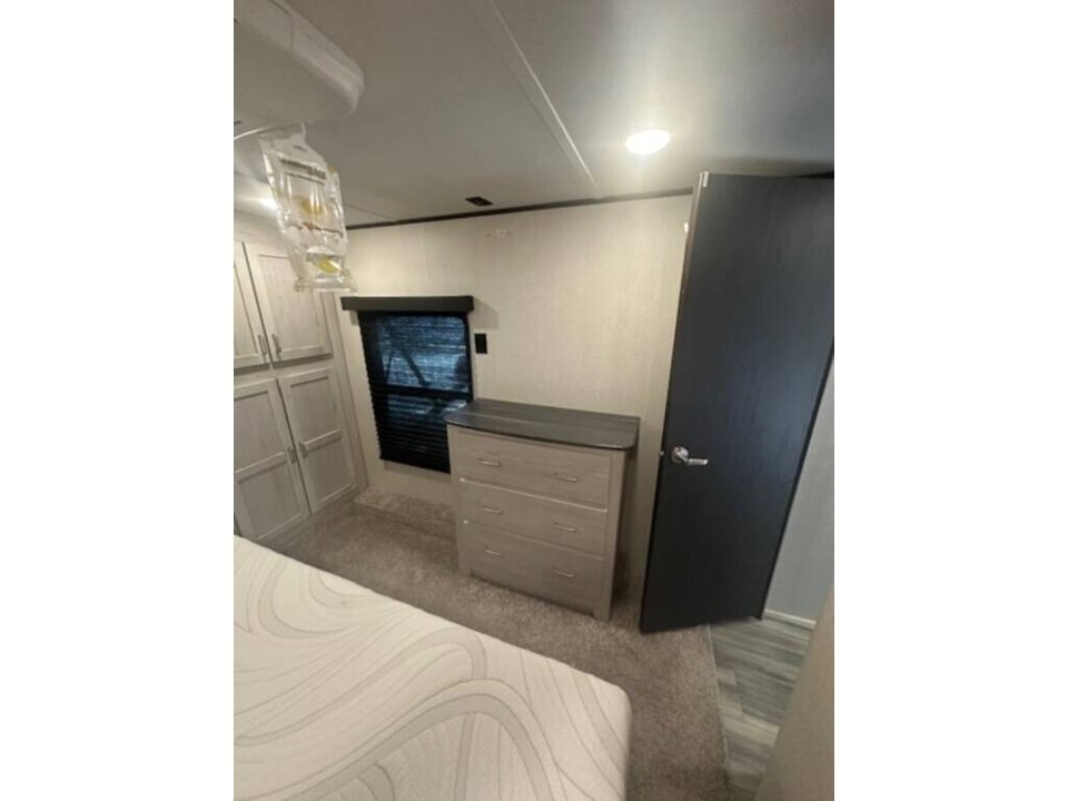 2021 Keystone Sprinter Limited (Fifth Wheel) 3590LFT 39ft 4 Slides ...