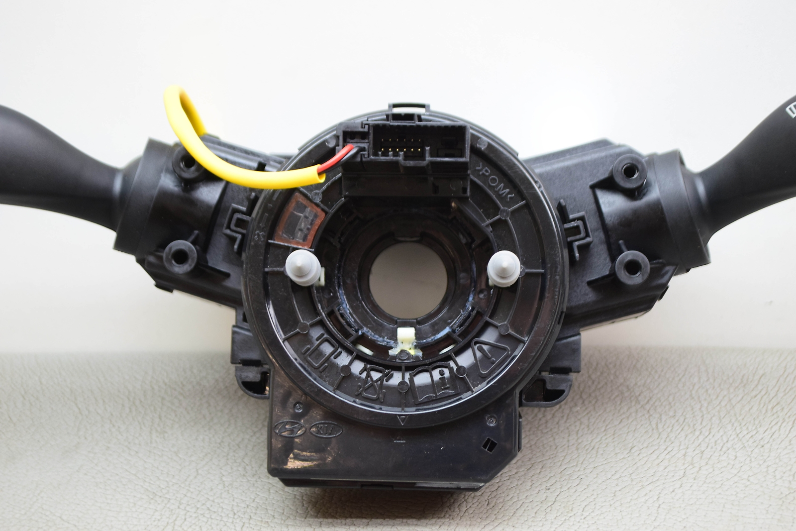 HYUNDAI TUCSON Indicator Wiper Stalk Switch Slip Ring OEM 93403-D7962 ...