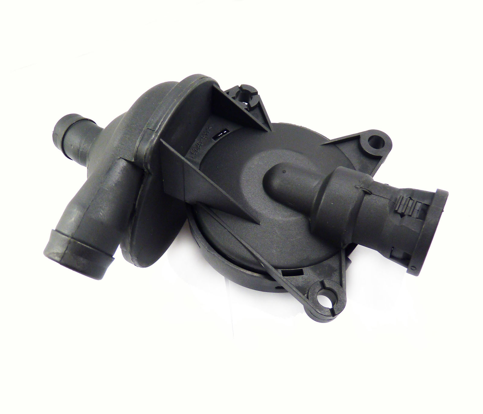 CRANKCASE BREATHER VENT VALVE 11617503520 For BMW X3 Z4 E81 E87 E46 E90 ...