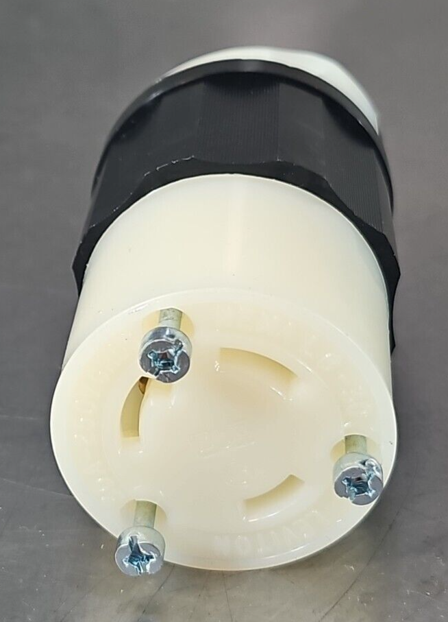 Leviton 2313 Connector 2 Pole 3 Wire 20A 125V L5-20R. loc4A12 | eBay