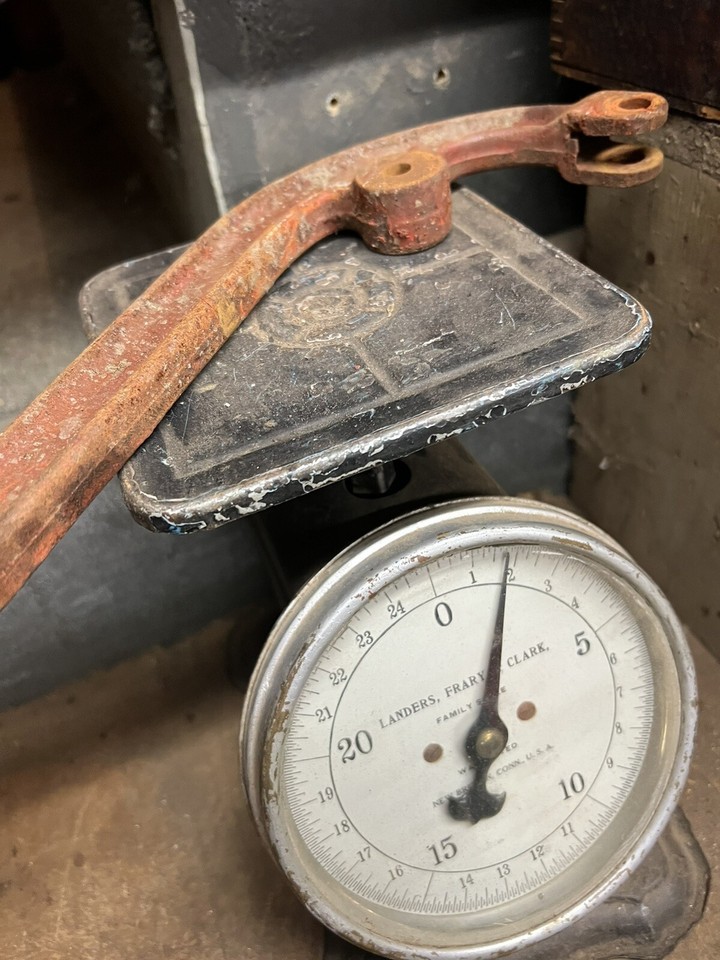 Vintage Old Lancaster Pumps PA Cast Iron Hand Water Pump Handle Farm ...