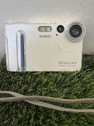 Casio Exilim Wearable Card Camera Compact ultra Slim EX-S2 Made In ...