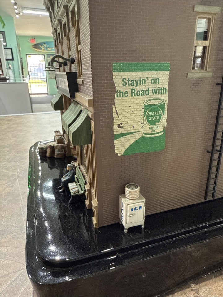 Preowned MENARDS Woodland Scenics Eau Claire General Store | eBay