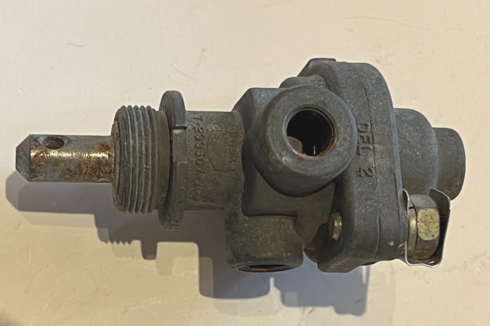 Bendix T-293507 A/T-240283 Valve Brake | eBay