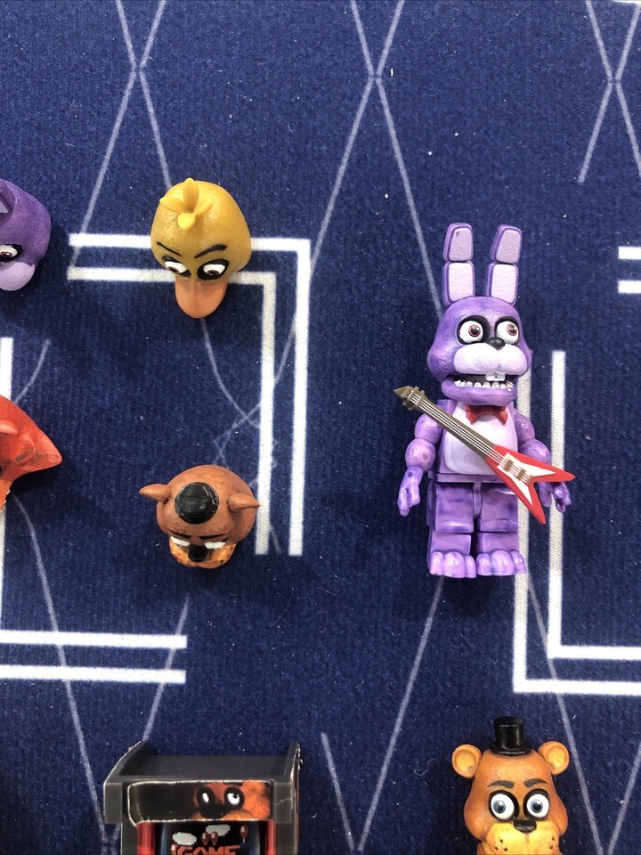 FNAF FIVE NIGHTS AT FREDDYS MINIFIGURE LOT MCFARLANE PARTS VIDEO GAME ...