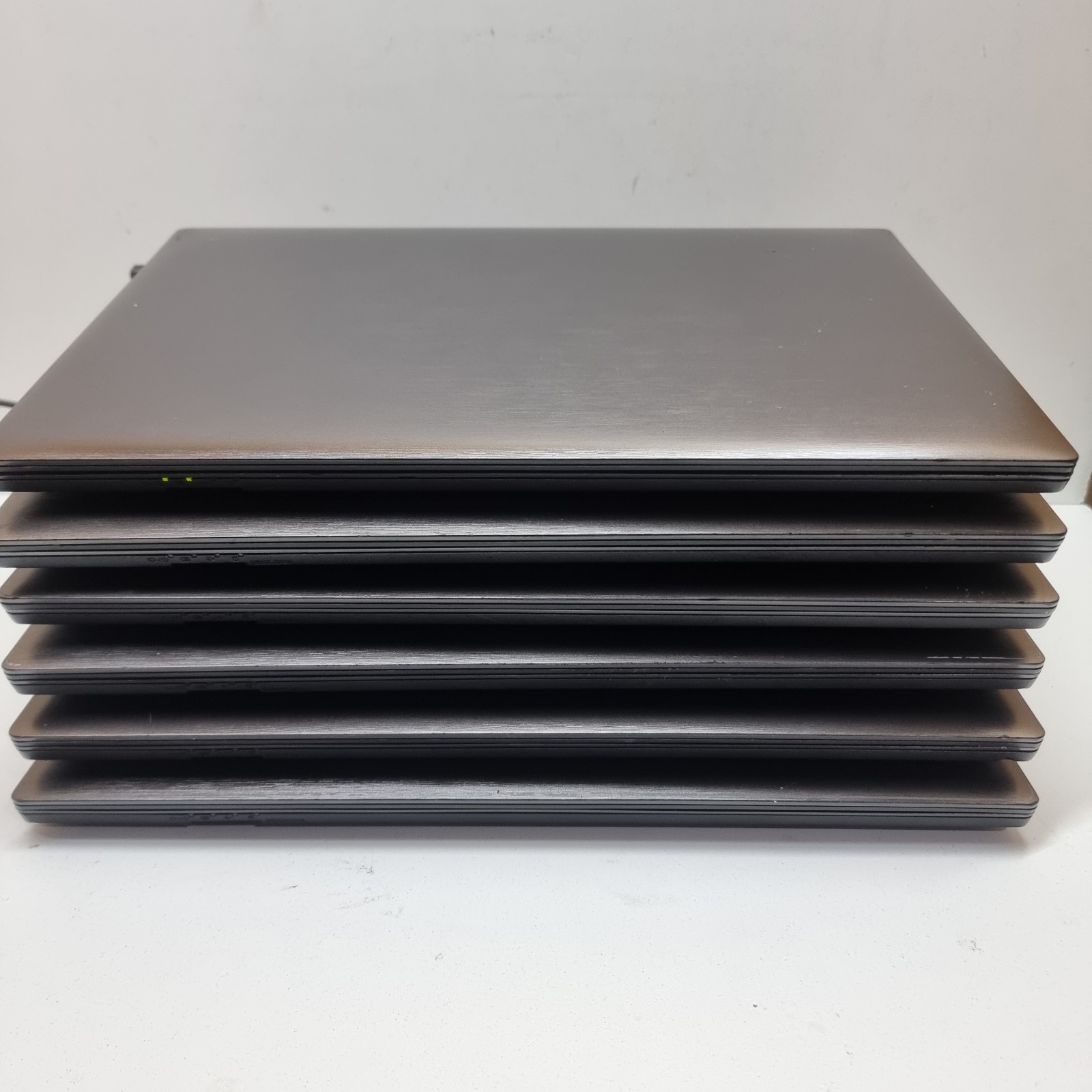 Joblot Of 6 Laptops i3-4th Gen, 4Gb, NO HDD, NO Charger, Read ...