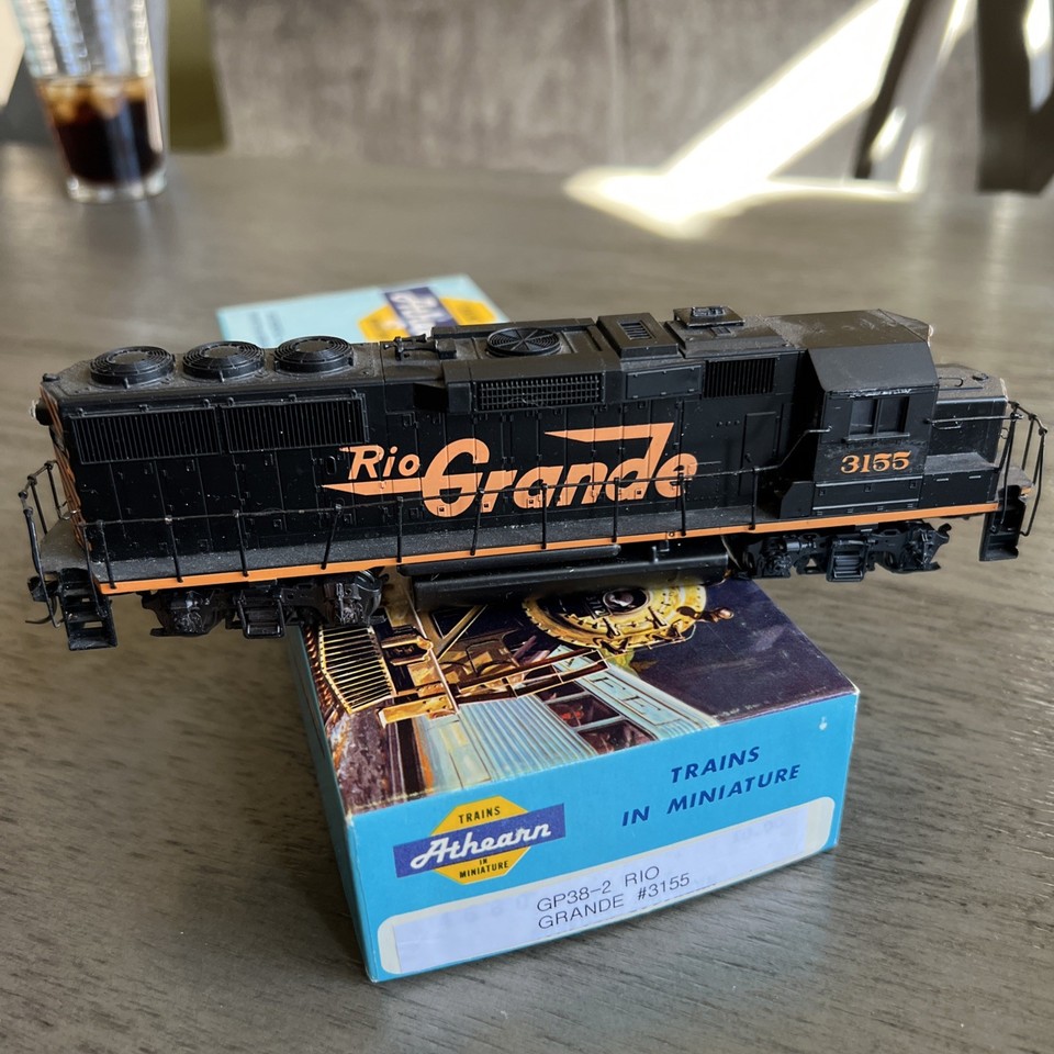 HO SCALE ATHEARN BLUE BOX GP38-2 RIO GRANDE #3155 DCC (NON-SOUND) | eBay