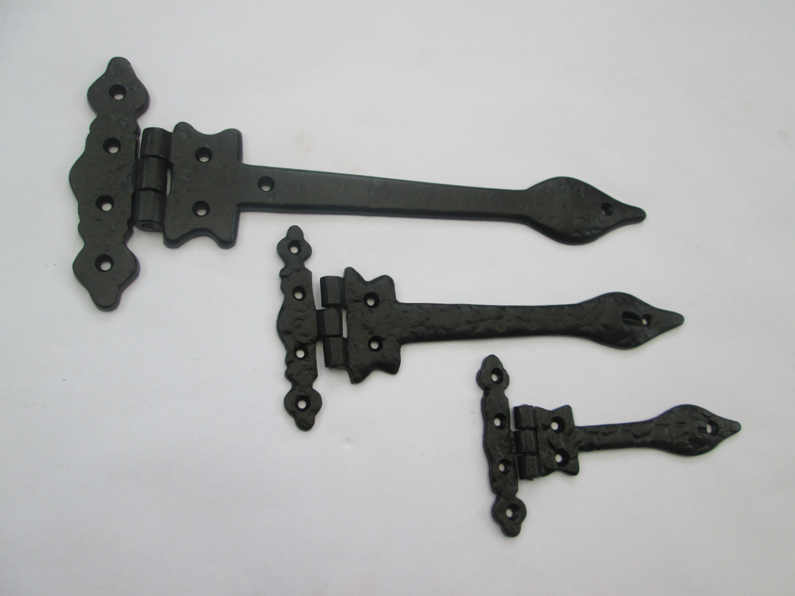 IN 7 DESIGNS- 1 pair Black Antique old English country door gate tee t ...