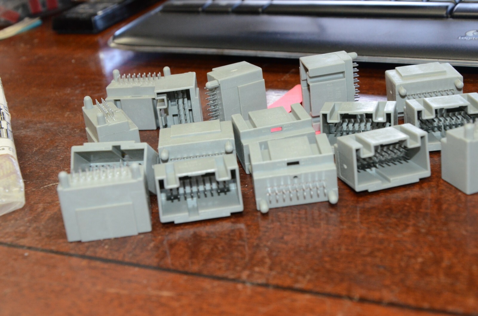 Molex 18 Position H-DAC 64 Automotive Header Connector Housing 30700 ...