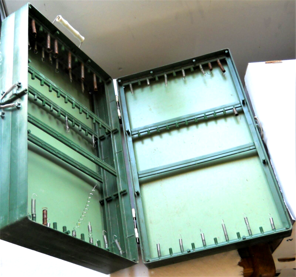 Vintage 3 Panel Wille Products casting trolling spoon bait file box | eBay