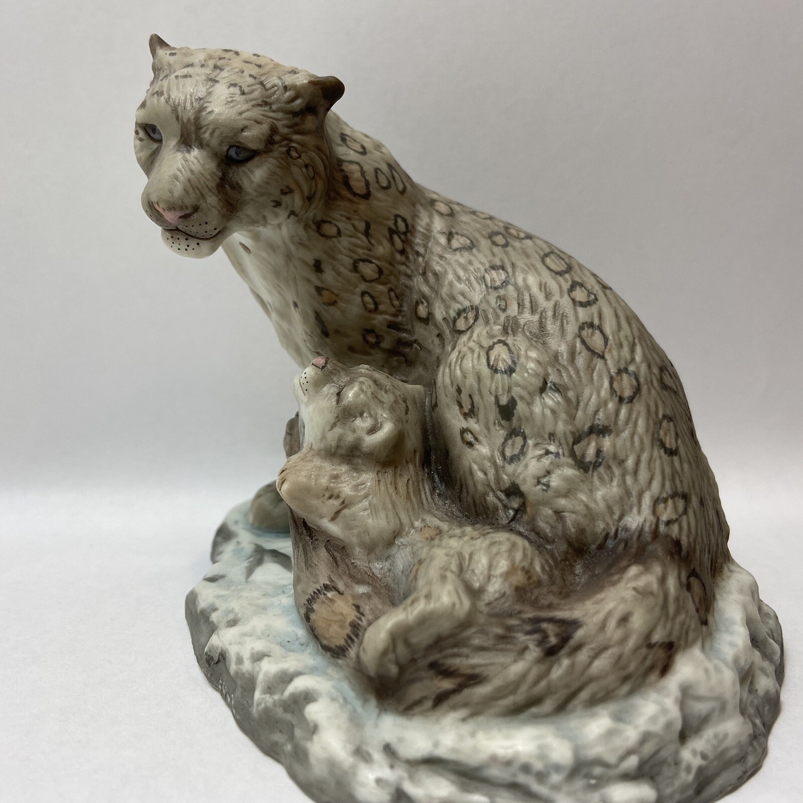 Snow leopard Figurine Franklin Mint & Cub Porcelain Matt Finish | eBay
