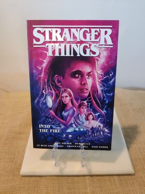 Stranger Things: Into the Fire (Graphic Novel) Comic Book *BRAND NEW ...