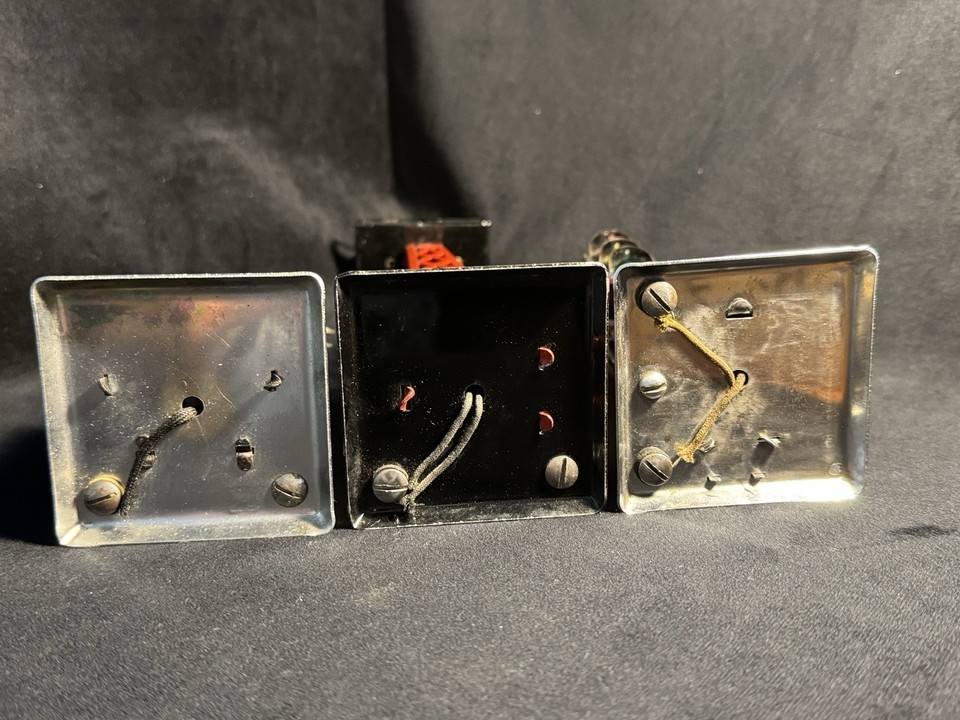 Vintage Marx Trains O Scale Lot Of 3- Searchlight Tower Red, Auto ...