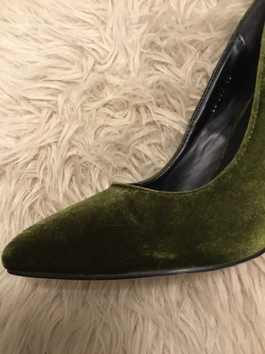VIA GIULIA Green Velvet Shoes Size 7.5 (41) | eBay UK