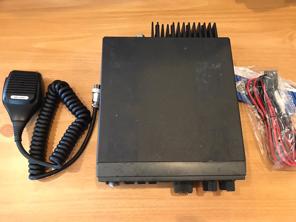 RadioShack Realistic HTX-100 10-Meter SSB/CW Mobile Ham Radio ...