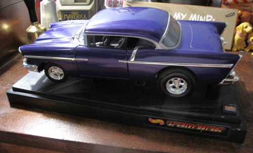 HOT WHEELS Large Purple 57 Chevy Diecast Metal Car | eBay