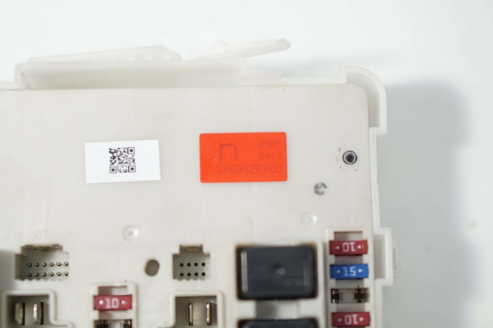 2007 - 2009 Armada Titan QX56 Fuse box Junction Power Block 284B6ZE00C ...