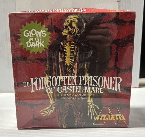 The Forgotten Prisoner of Castle-Mare Plastic Model Kit (Lvl 2 ...