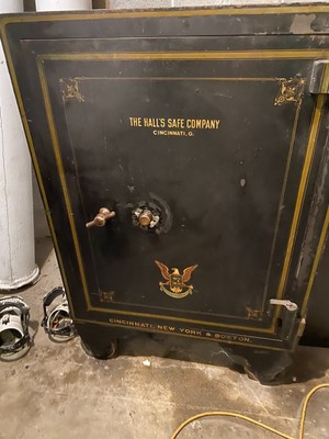 Safes & Still Banks - Antique Safe