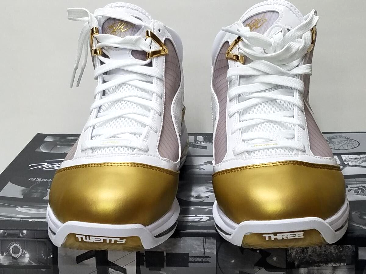 NEW NIKE LEBRON VII GS BASKETBALL SHOES MEN SIZE 11 US WHITE GOLD CHINA ...