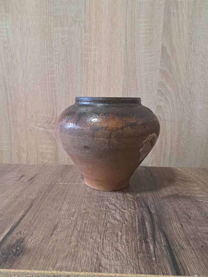 Ancient clay pot Antique clay vessel, Ceramic jug, Primitive village ...