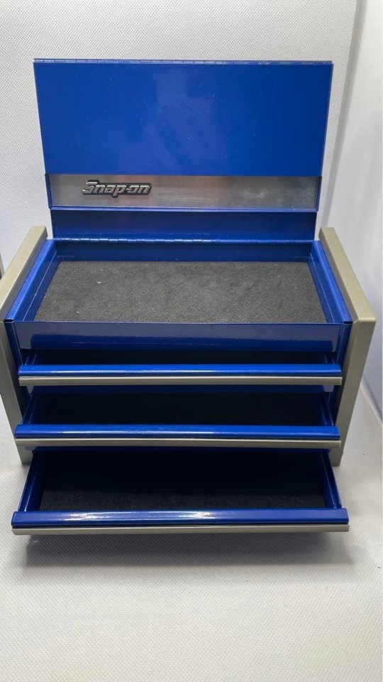 Snap-on miniature tool box (please read) | eBay Australia