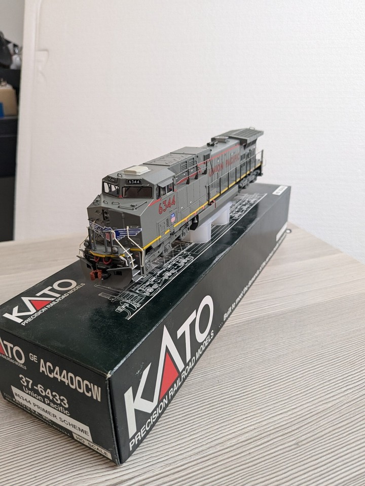KATO HO AC4400CW Custom Painted Union Pacific PRIMER SCHEME NEW W/ DCC ...
