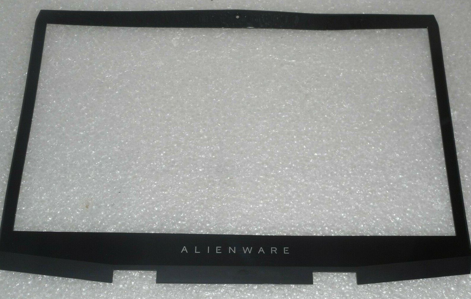 Dell OEM Alienware m17 17.3" 2019 LCD Front Trim Cover Bezel Plastic ...