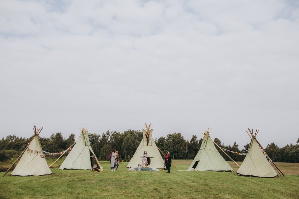 Tipi tent 5m, 16ft Cheyenne teepee tent, 100% natural material, pyramid ...