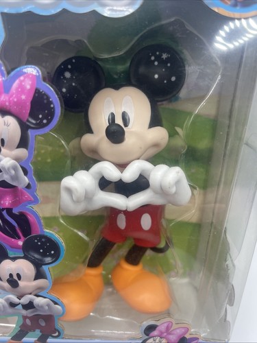 Mickey Mouse Minnie Clubhouse Hands Heart Shape Couple Collectible ...