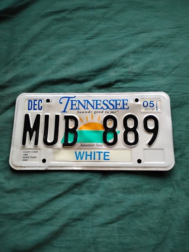 2005 Tennessee License Plate - "MUB 889" WHITE DEC 05 stickers | eBay
