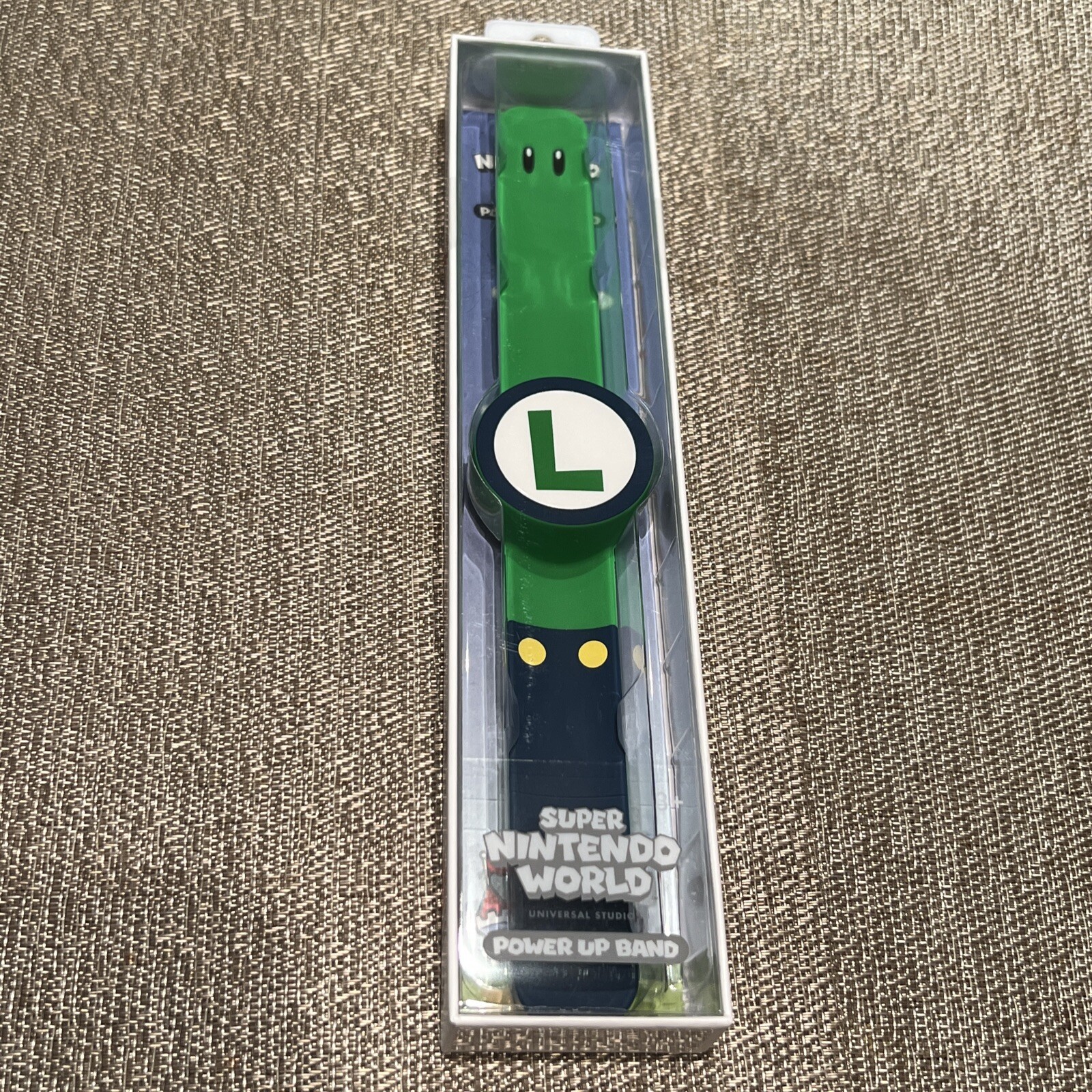 Super Nintendo World Power Up Band Amiibo Switch Mario Universal ...