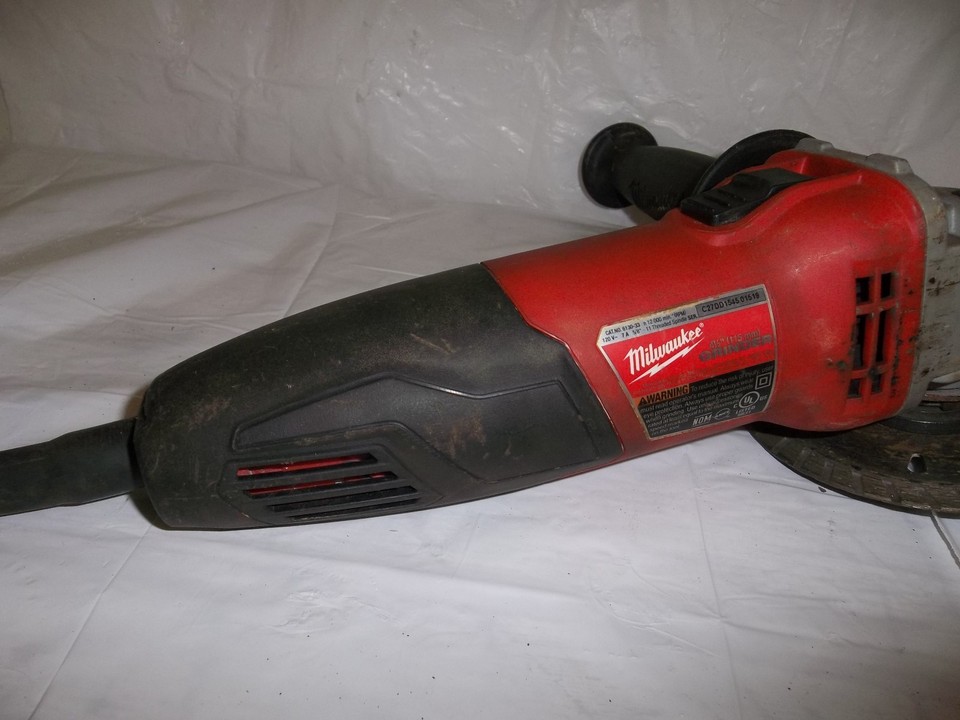MILWAUKEE 6130-33 CORDED 4 1/2" SMALL ANGLE GRINDER SLIDING LOCK ON ...