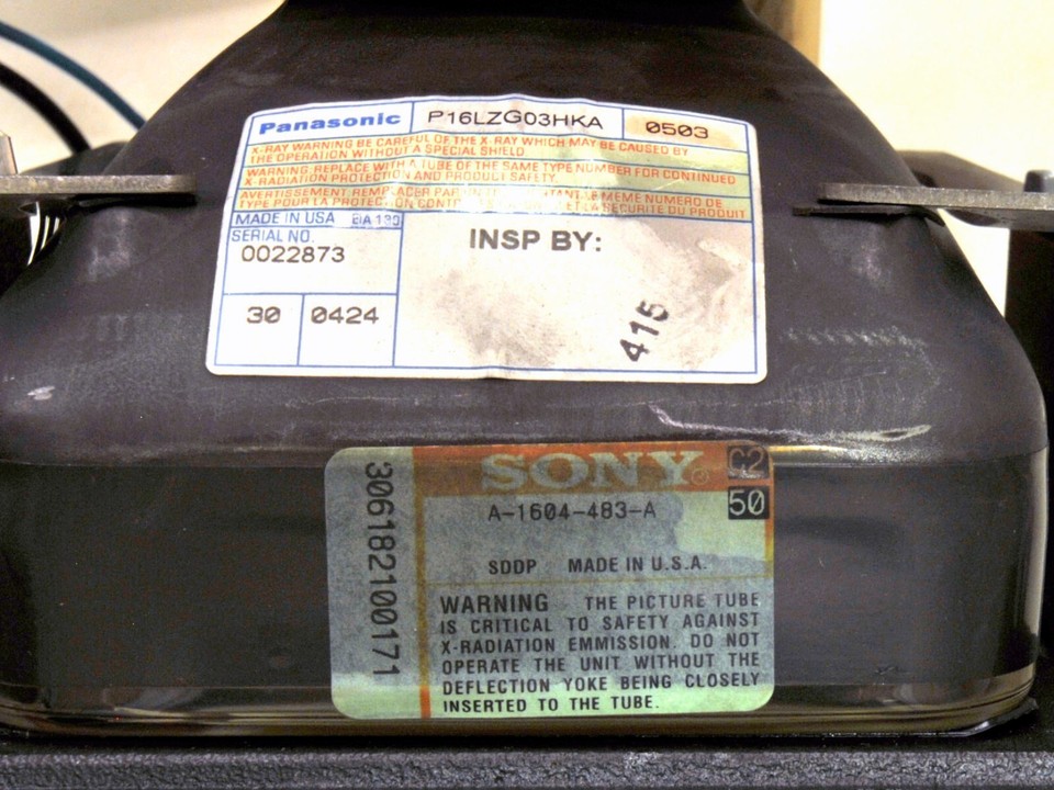 Complete Sony Rear Projection TV Red CRT Picture Tube / Lens / Boards ...