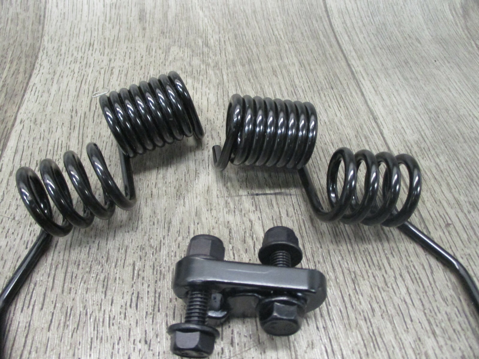 Ski Doo Skidoo Snowmobile Bombardier 487802246 Springs ICE SCRATCHERS ...