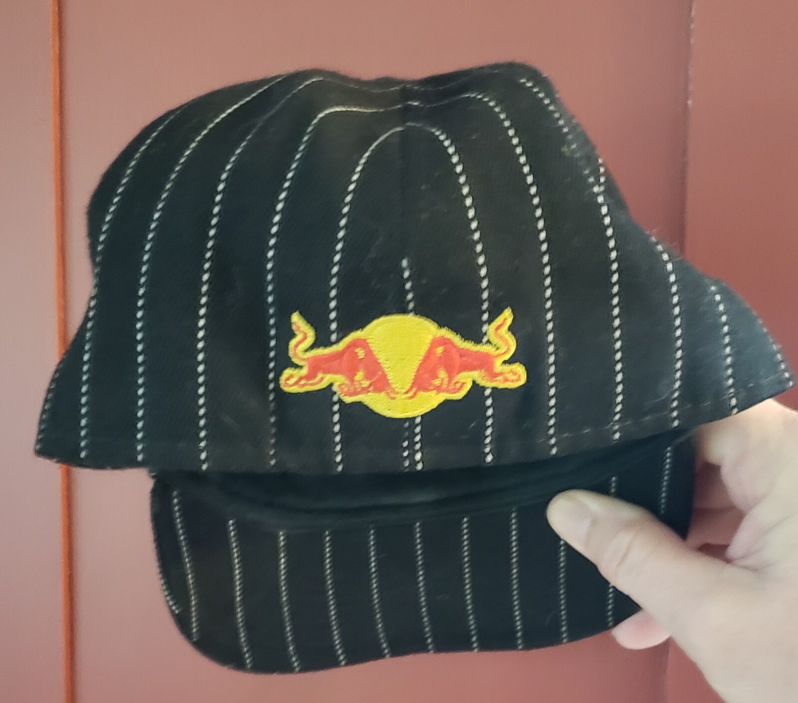 New Era Red Bull 59FIFTY Hat Fitted Cap Black 7 55.8… - Gem