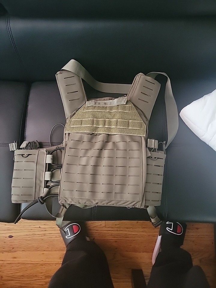 SHELLBACK TACTICAL RAMPAGE 2.0 PLATE CARRIER Military Modular Combat ...