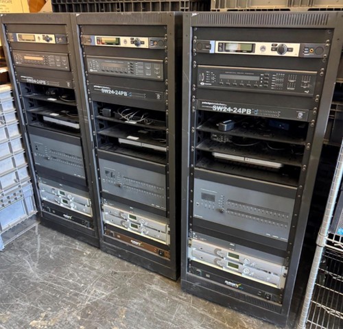 Middle Atlantic Electronic Enclosure ERK-2725 27u Server Rack Enclosure ...