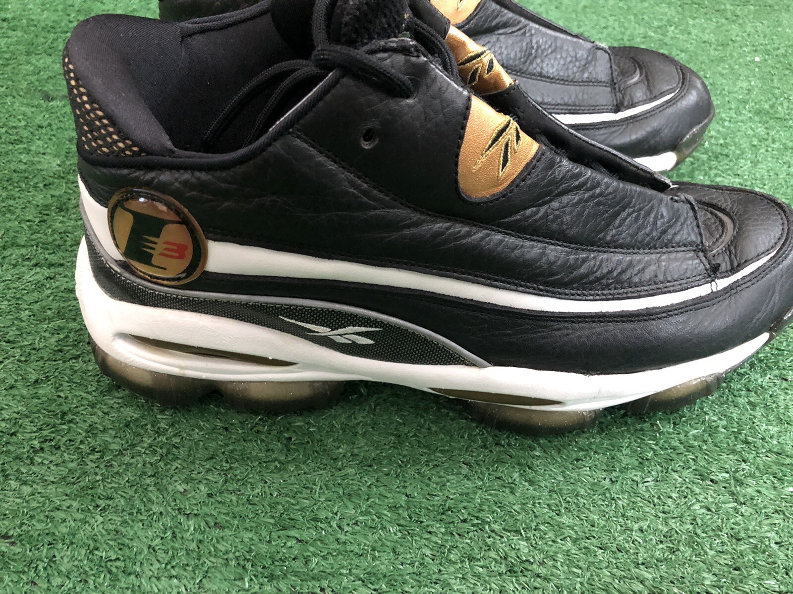 Reebok Allen Iverson The Answer DMX Black and Gold Sn… - Gem