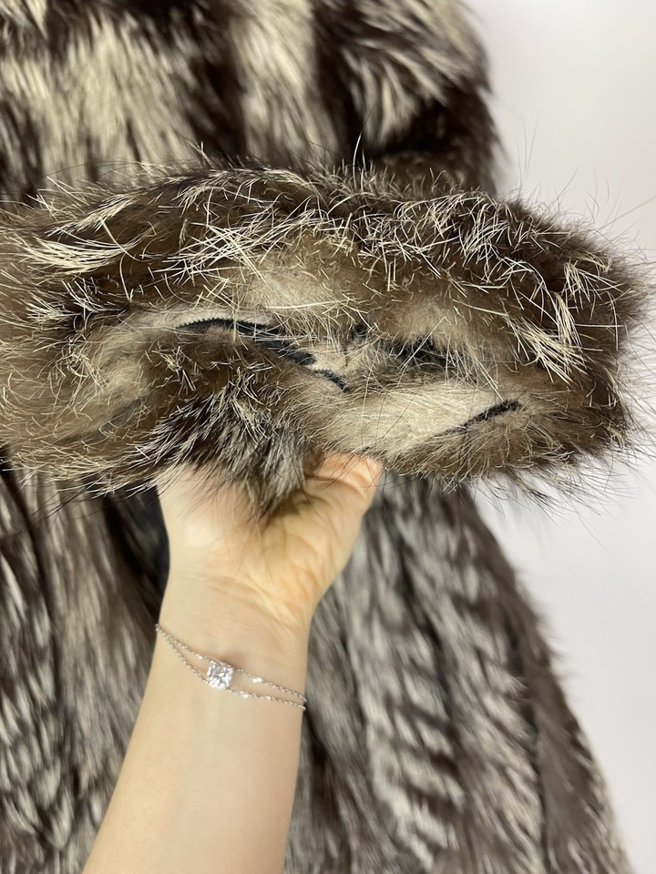 EXTREMELY COOL Vintage Silver Fox Fur Coat, Directional Pelts Real Fur ...