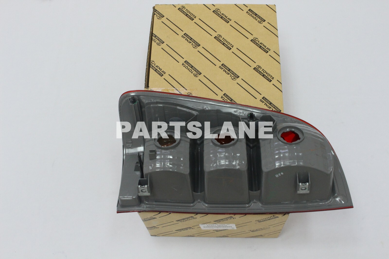 Toyota Hilux GGN15 OEM Genuine Rear Right RH Combination Lamp Lens ...