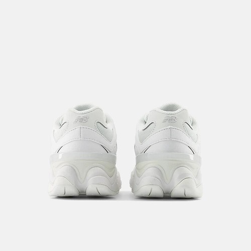 New Balance 9060 Reflection (GS) GC9060LL GRADE SCHOOL SIZING BRAND NEW ...