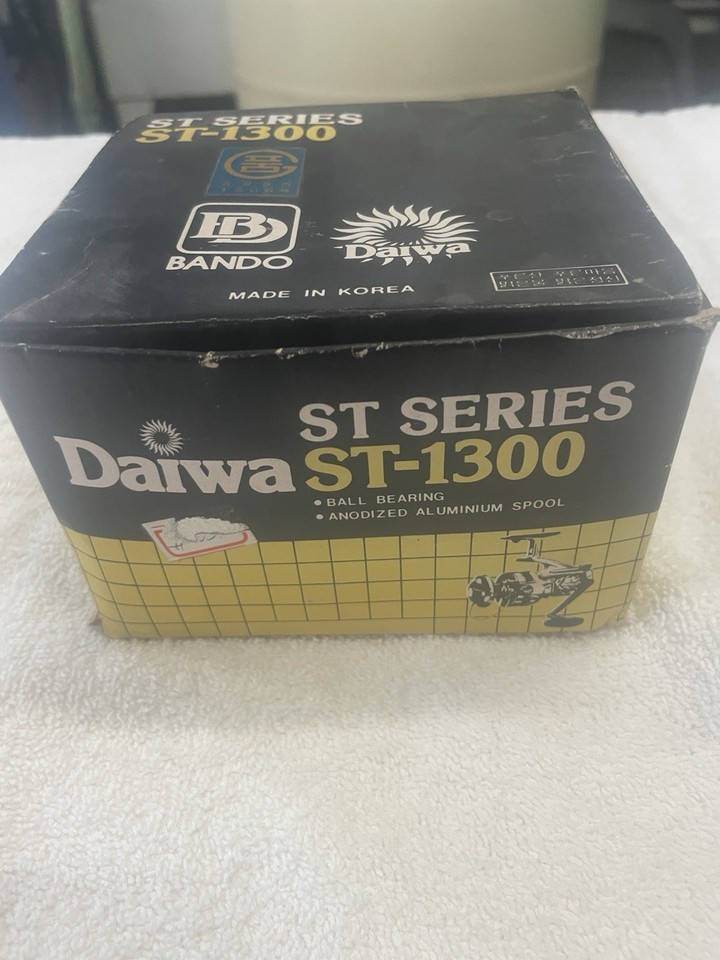 NOS Daiwa St-1300 Bando Spinning Fishing Reel “MADE IN Korea” perfect ...