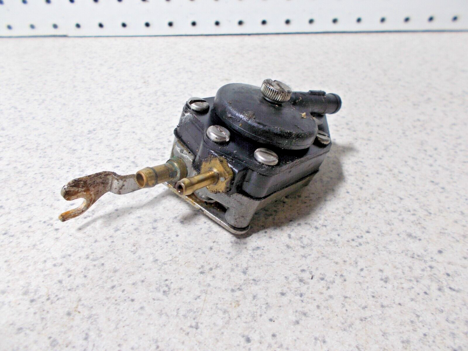 Evinrude Johnson Outboard 9.9 15 HP / 1974 - 1992 / Fuel Pump Assembly ...