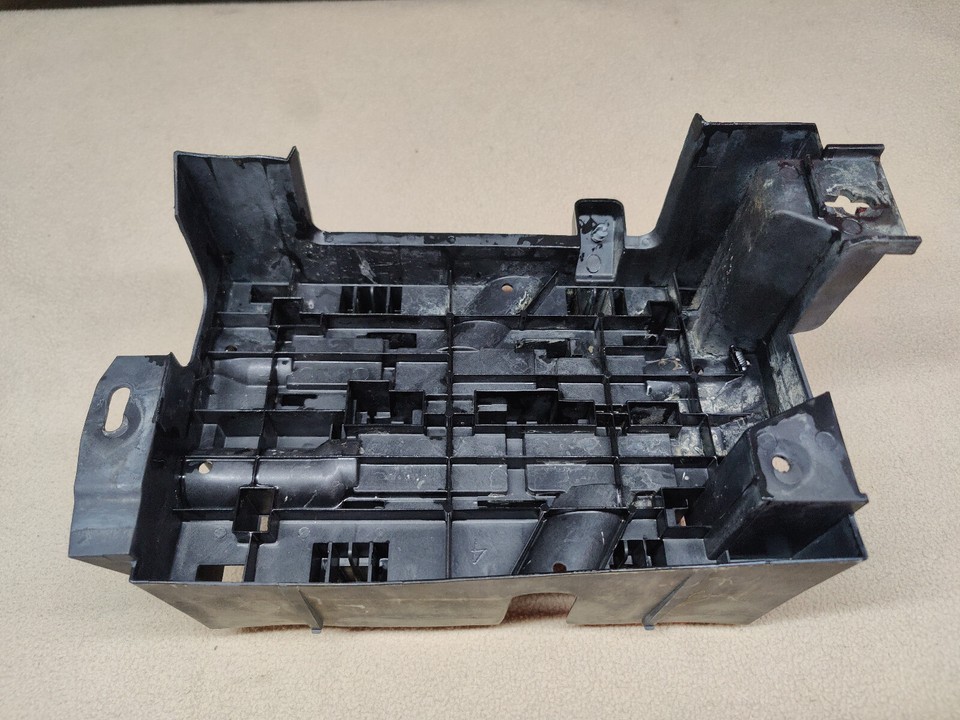 💥 07 08 09 10 11 12 13 SILVERADO SIERRA FUSE BOX BRACKET HOLDER MOUNT ...