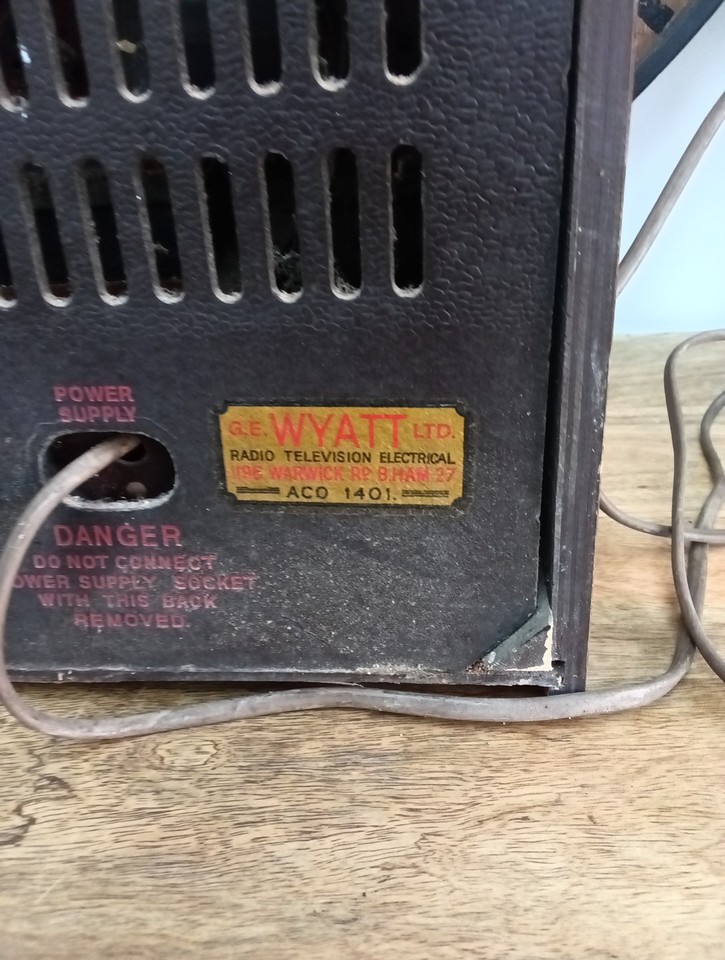 Vintage Bush AC34 Valve Radio With Walnut Veneered Case | eBay UK