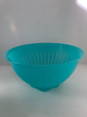 *NEW* Tupperware AQUA COLANDER 18 CUPS | eBay