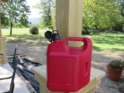 BLITZ Plastic Vented Gas Can 2 Gal 8 oz Easy Grip Handle Pre Ban Pull ...