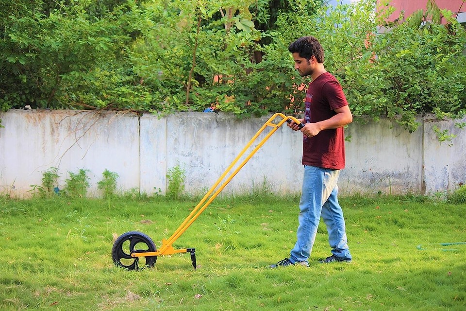 Hectare Wheel Hoe with 7" Weeder + 3 Tooth Cultivator + Free Express ...