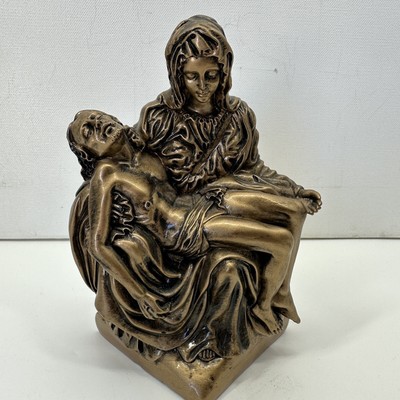 Statues & Figures - Pieta Statue